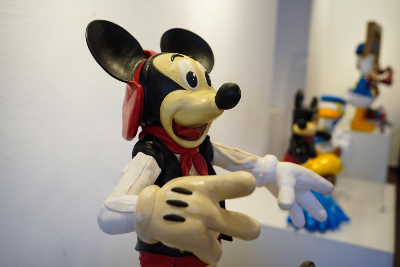 Fotogalería: La exposición de Juan Carlos Tur, en imágenes.