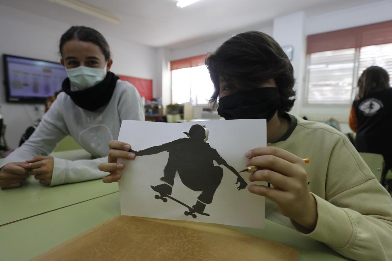 Fotogalería: El taller impartido por Hosh en el CEIP L'Urgell, en imágenes.