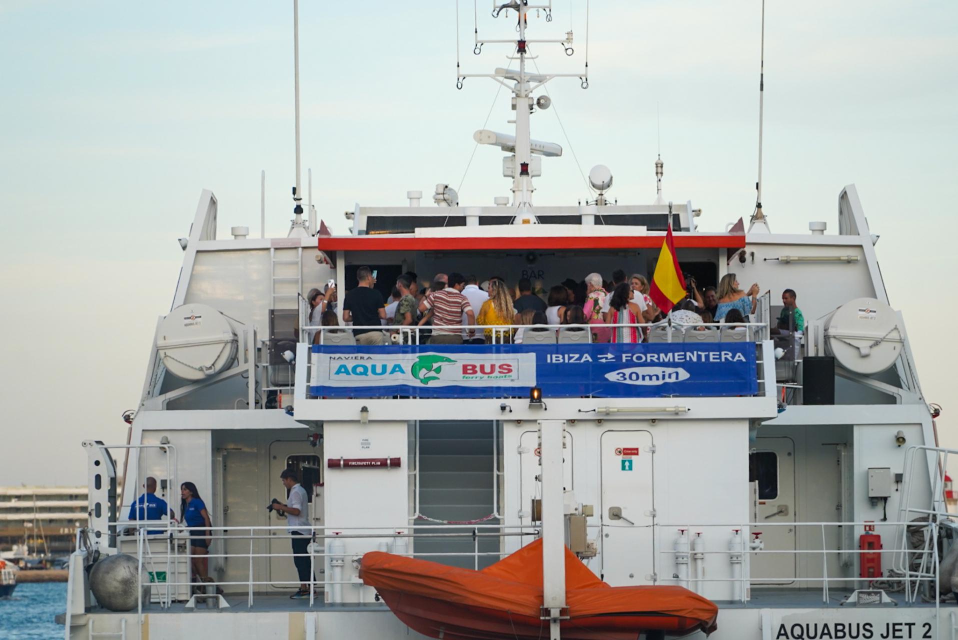 Fotogalería: La inauguración de la nueva flota de ferries de Aquabus ...