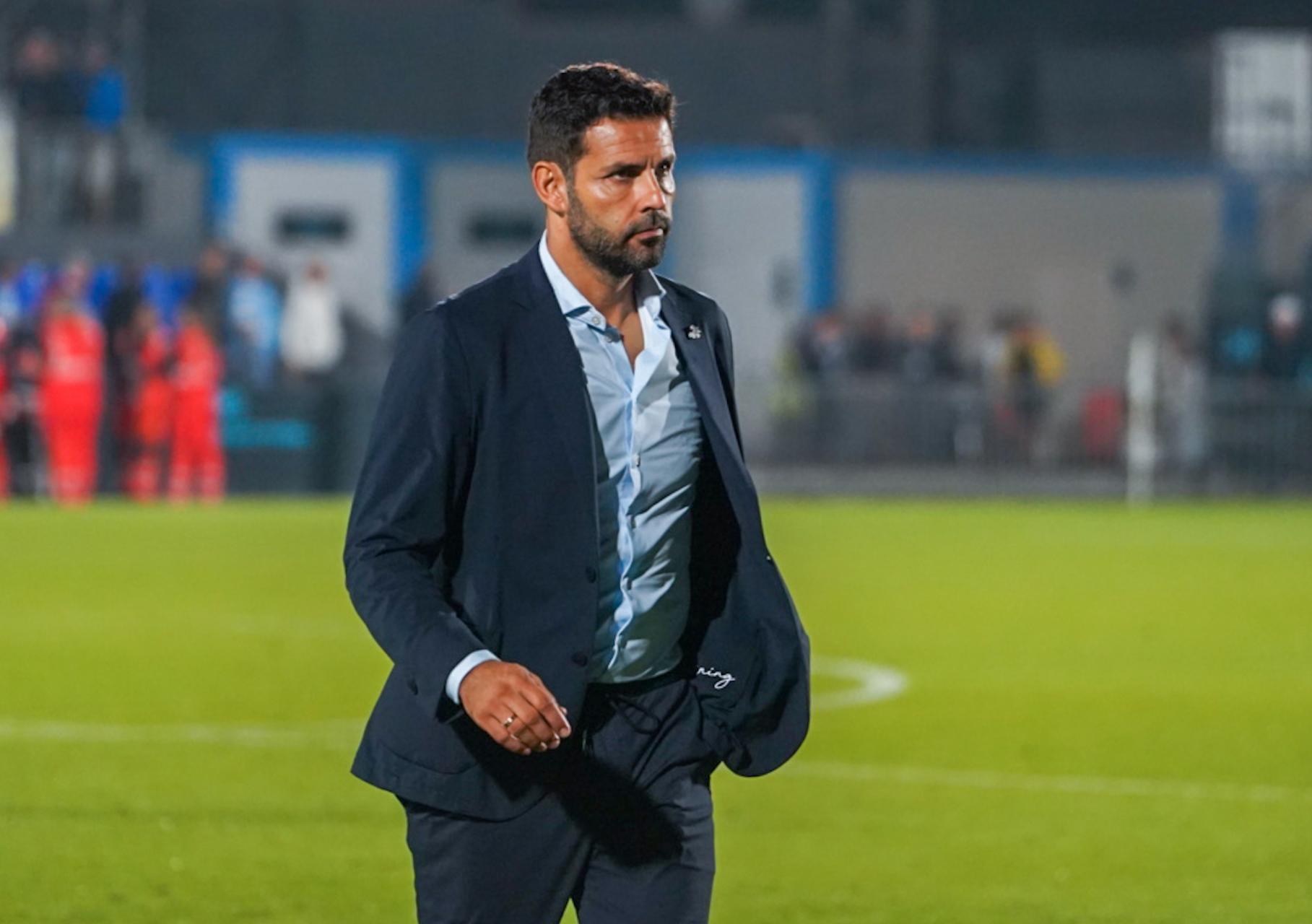 Entrenador Javier Baraja despedido UD Ibiza