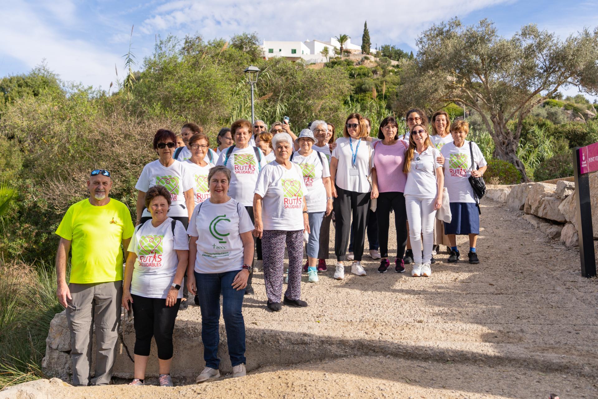 Fotogalería: Las Rutas Saludables por Santa Eulària, en imágenes.
