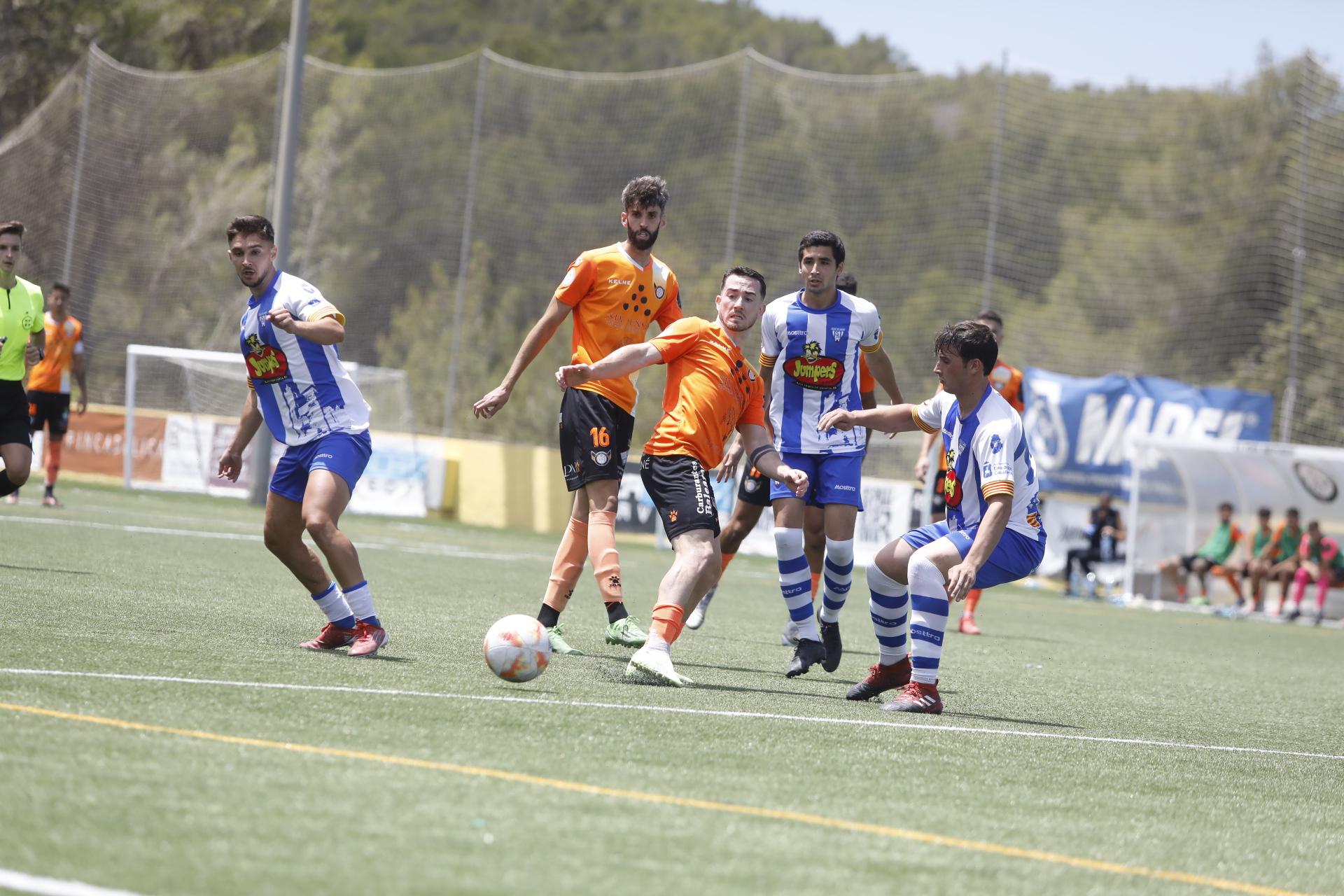 Fotogalería: Las mejores imágenes del ascenso de la Penya Independent
