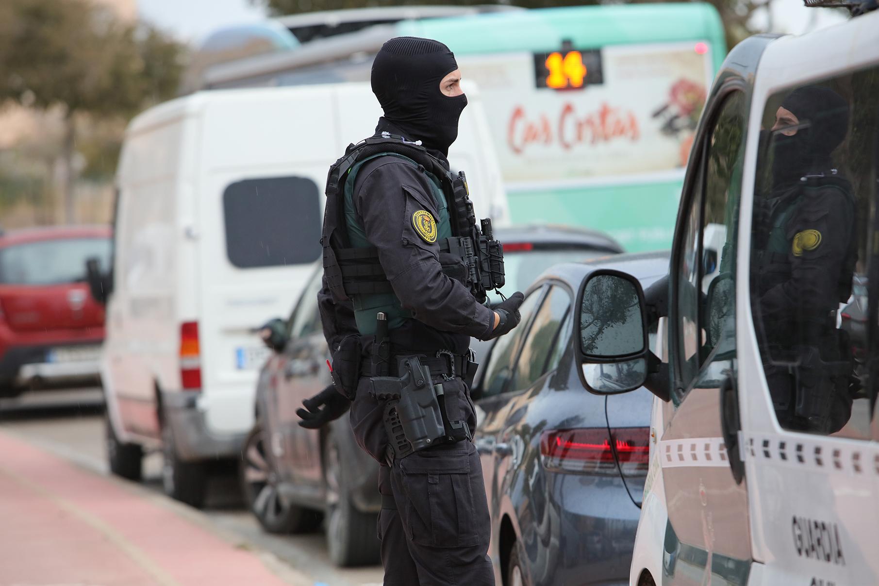 Fotogalería: El operativo de la Guardia Civil en diferentes puntos de ...