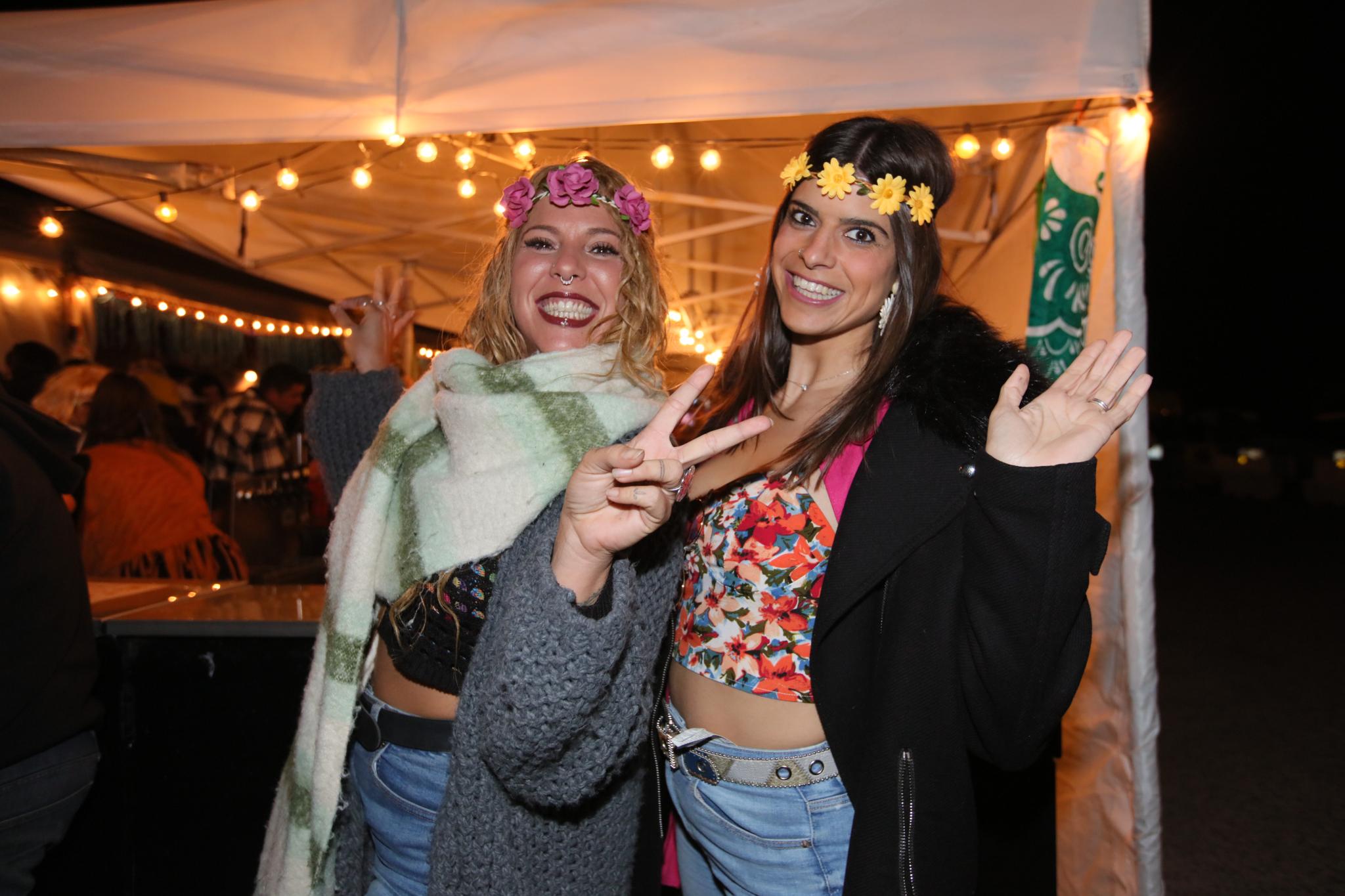 Fotogalería: Las mejores imágenes de la fiesta Flower Power de Formentera