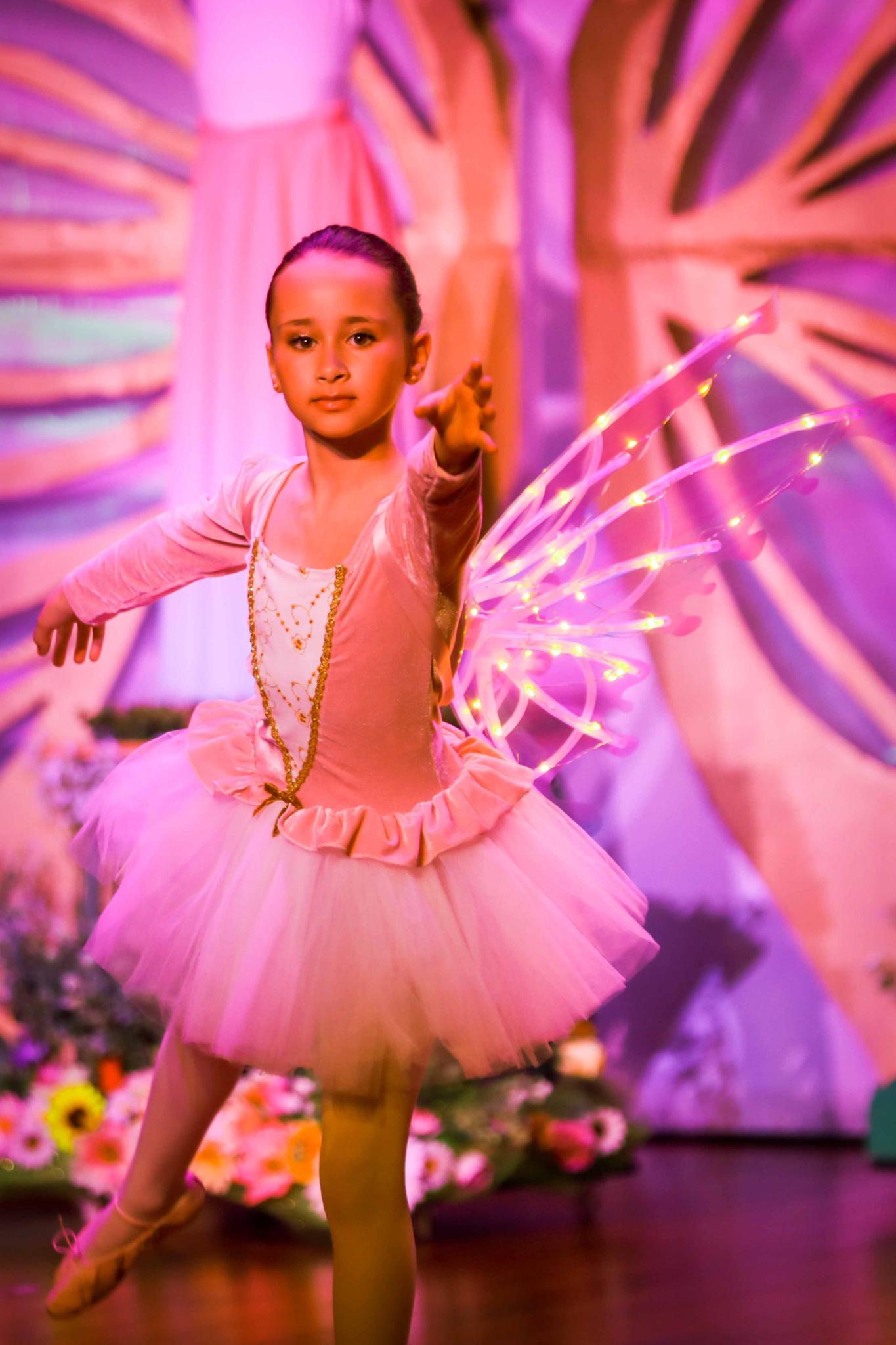 Fotogalería: Presentación ‘Las fases lunares’ academia de danza Sabrina ...