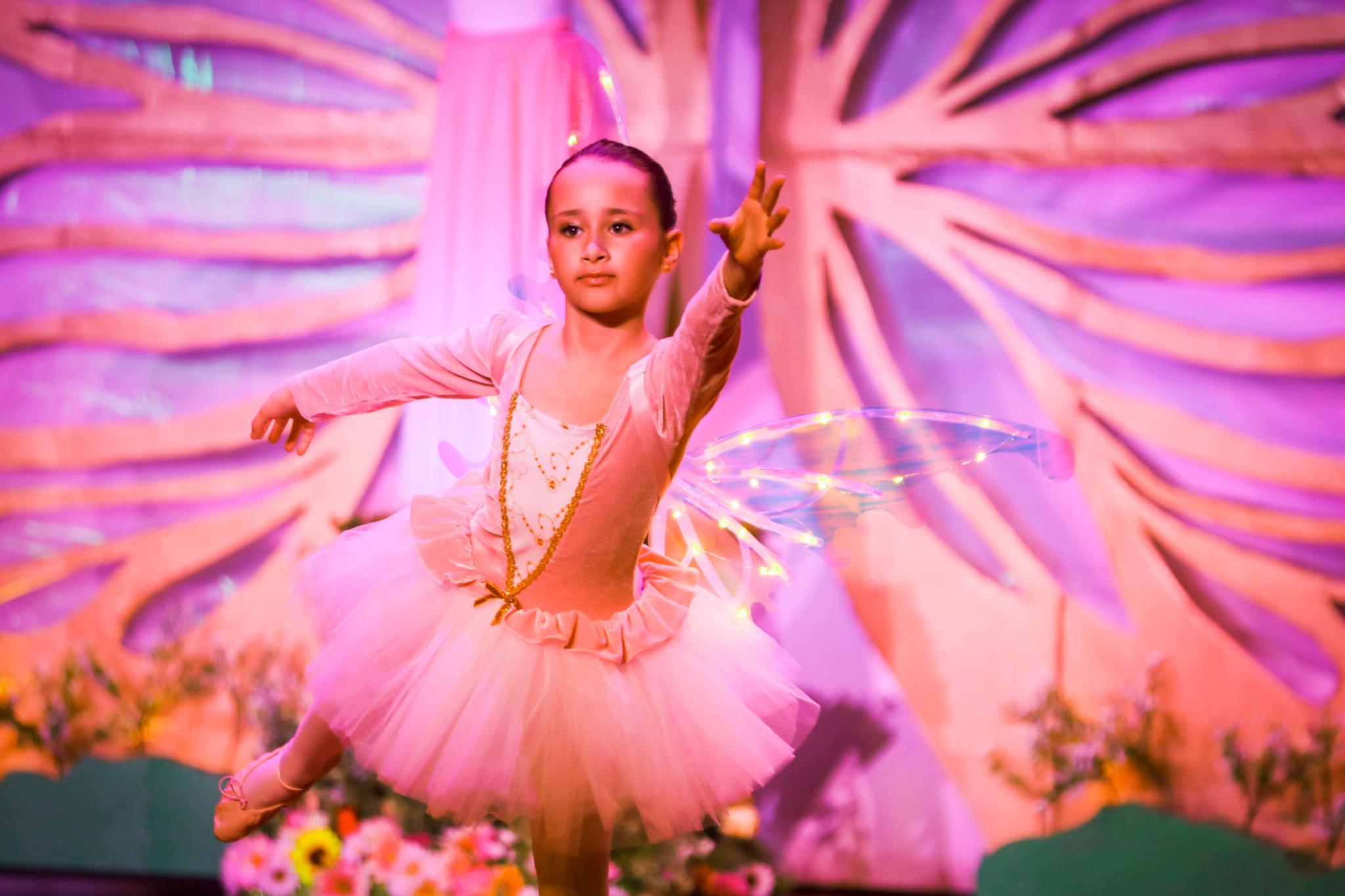 Fotogalería: Presentación ‘Las fases lunares’ academia de danza Sabrina ...