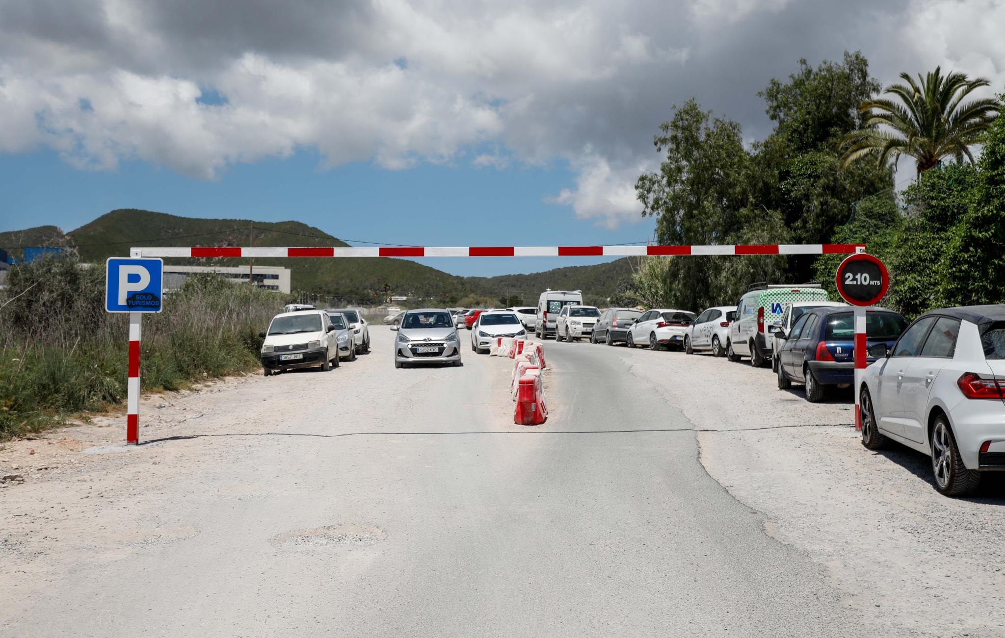 Instalados los gálibos en el aparcamiento de sa Joveria en Ibiza