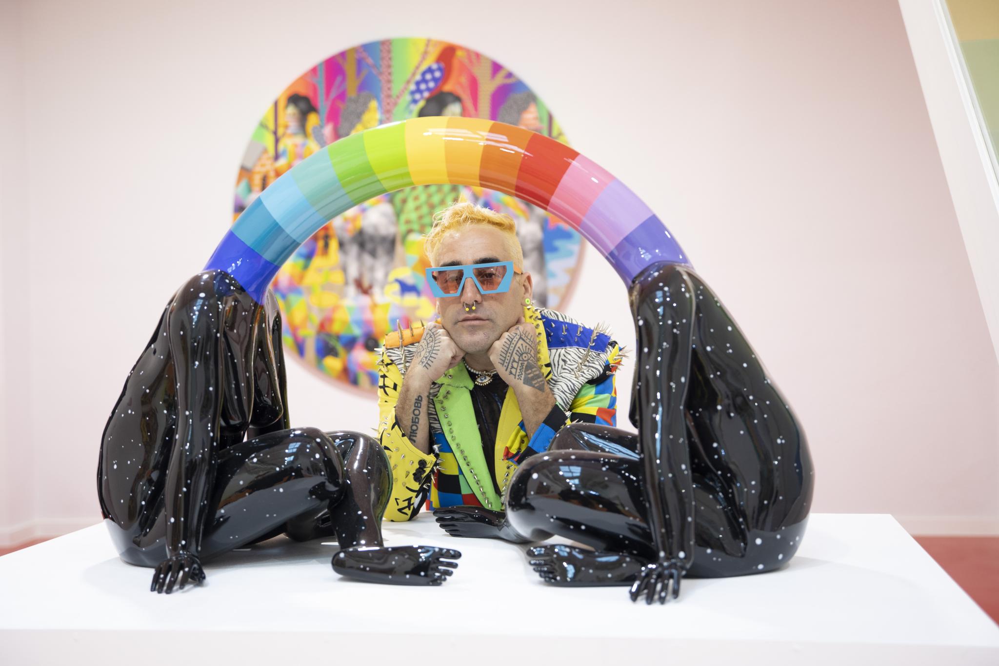 ¿Quién es Okuda, el artista que revolucionará este pueblo de Ibiza?