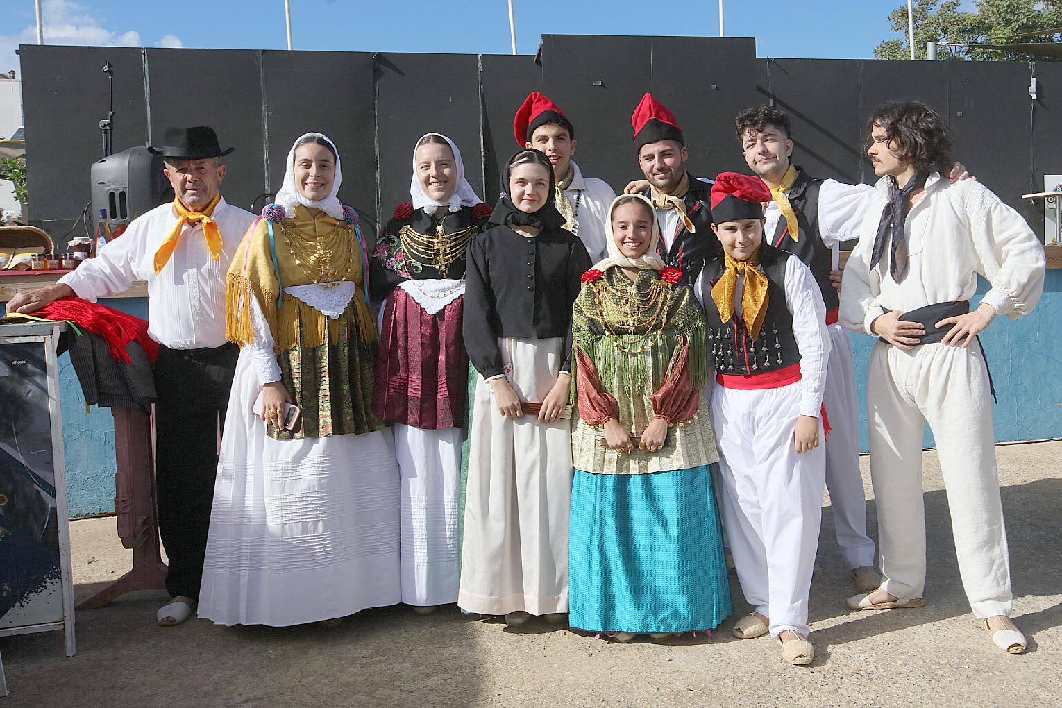 Domingo de 'frita' y ball pagès en la gran fiesta de sa Colla de Vila
