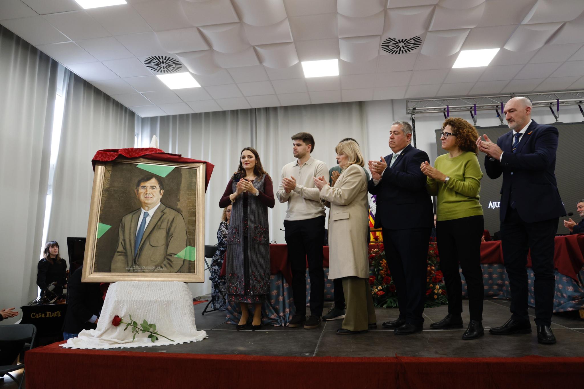 Antich, nombrado hijo ilustre en su pueblo