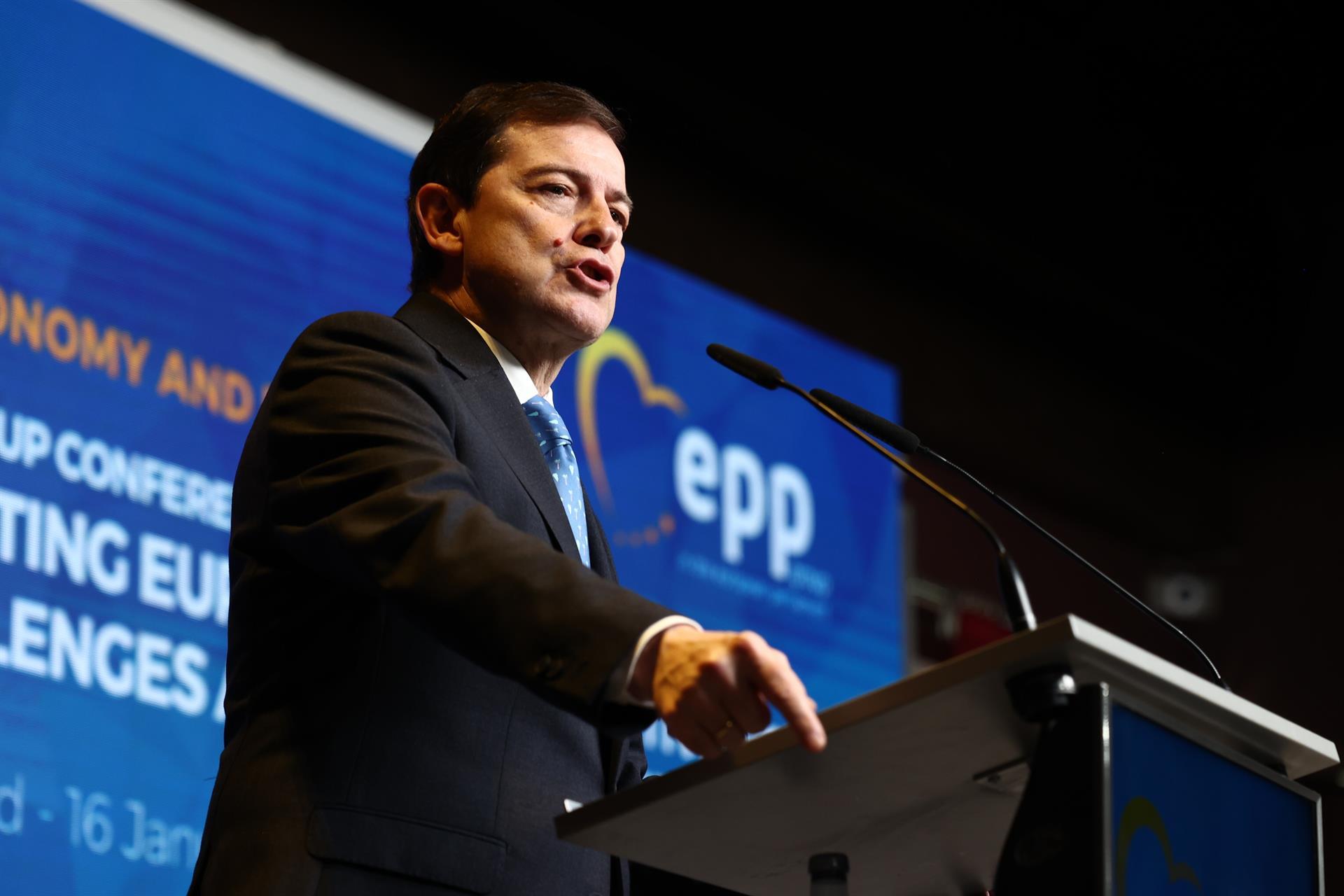 Mañueco convoca elecciones en Castilla y León el 15 de marzo