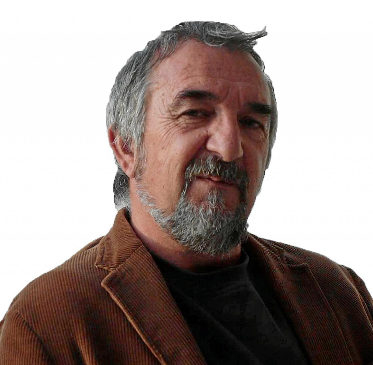 Juan Ballester: «Tenemos que humanizar a los héroes porque tiene que ...