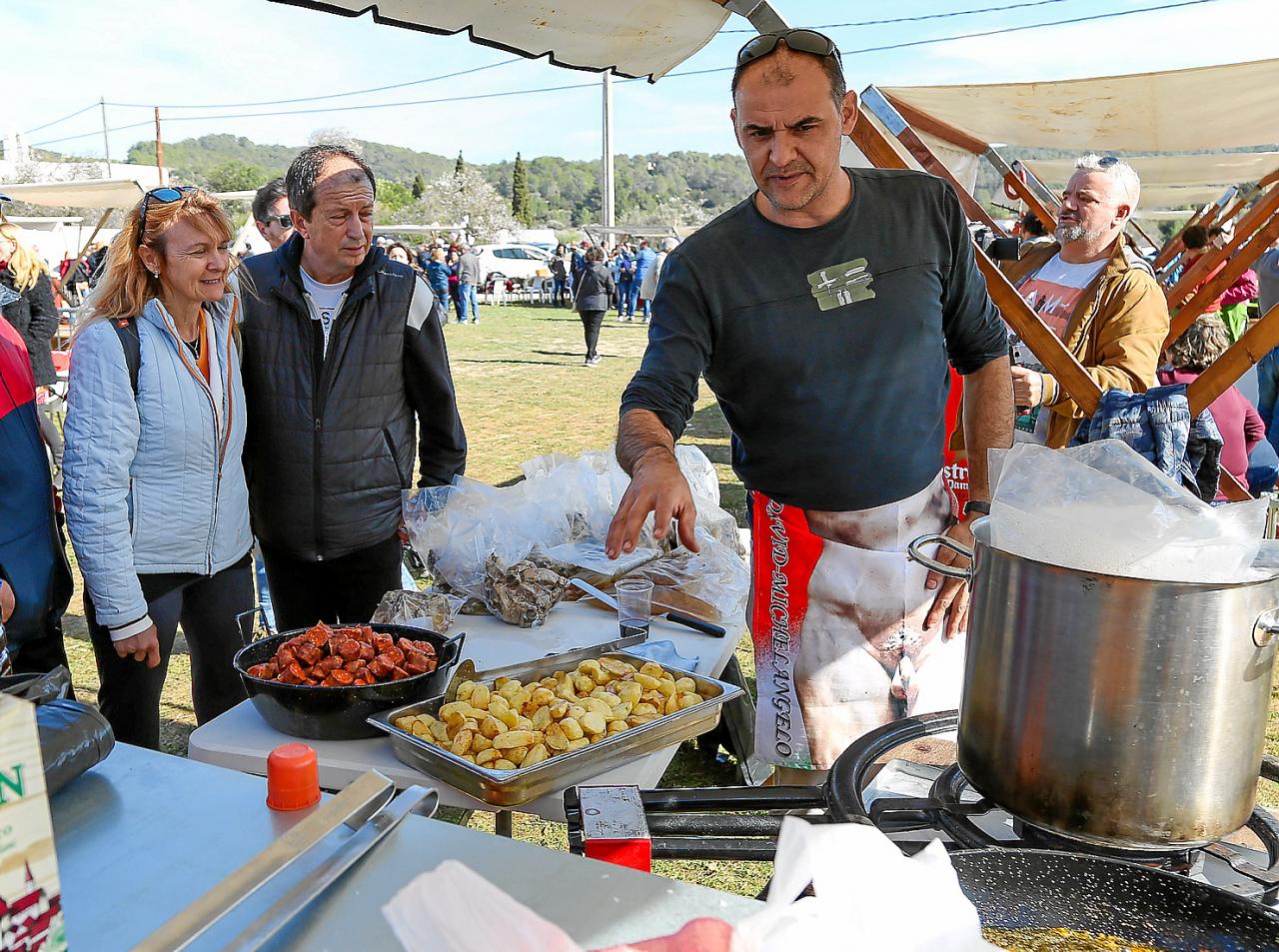 Primer concurso de sofrit pagès en Corona, Ibiza