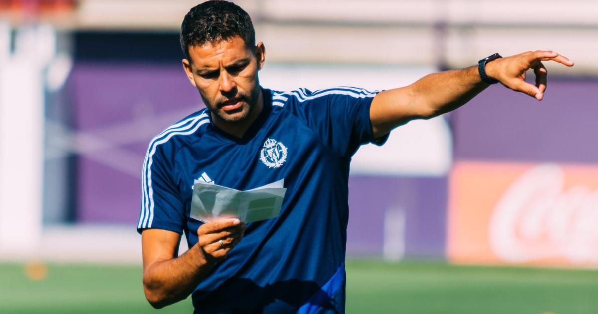 La UD Ibiza estrecha el cerco sobre Javier Baraja