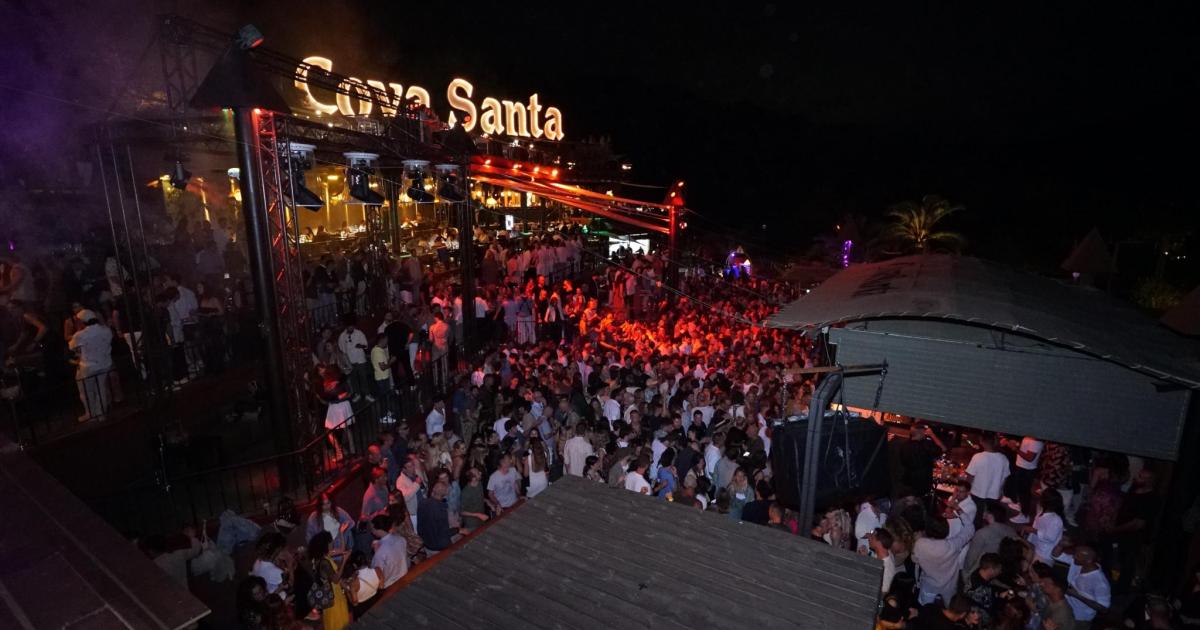 Intenso mes de eventos en Cova Santa