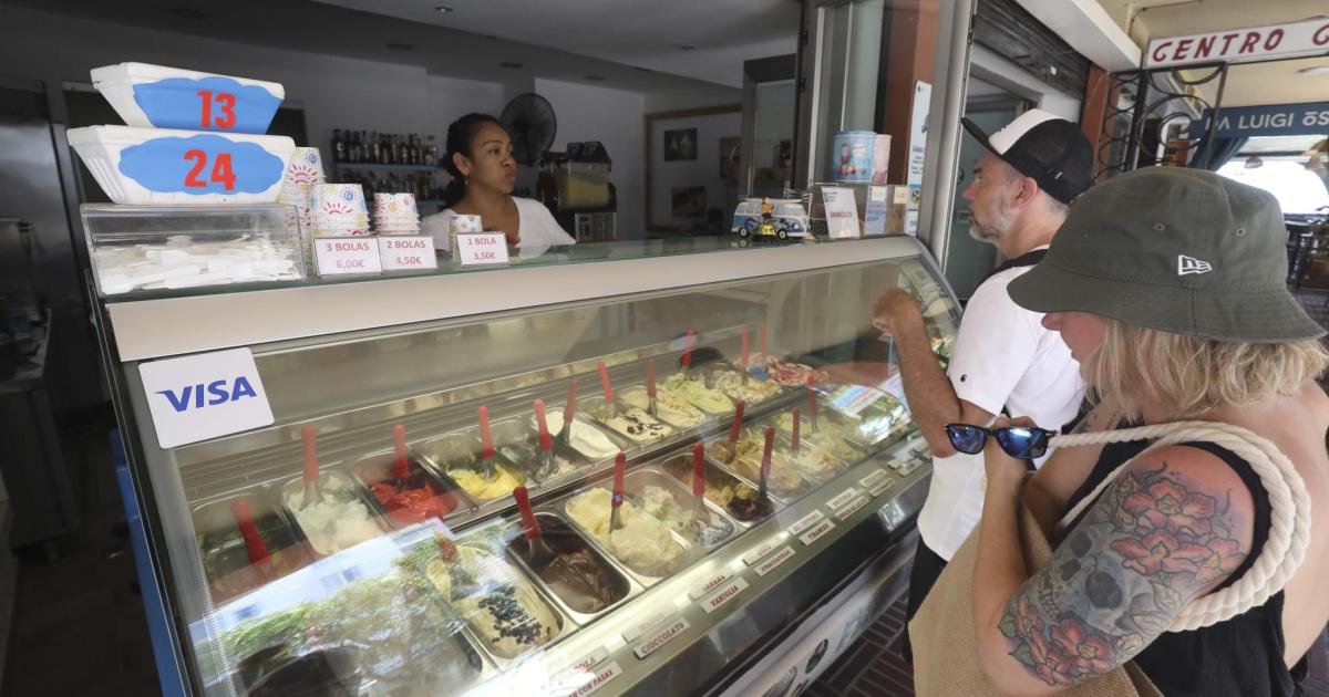 Comer un helado en Ibiza