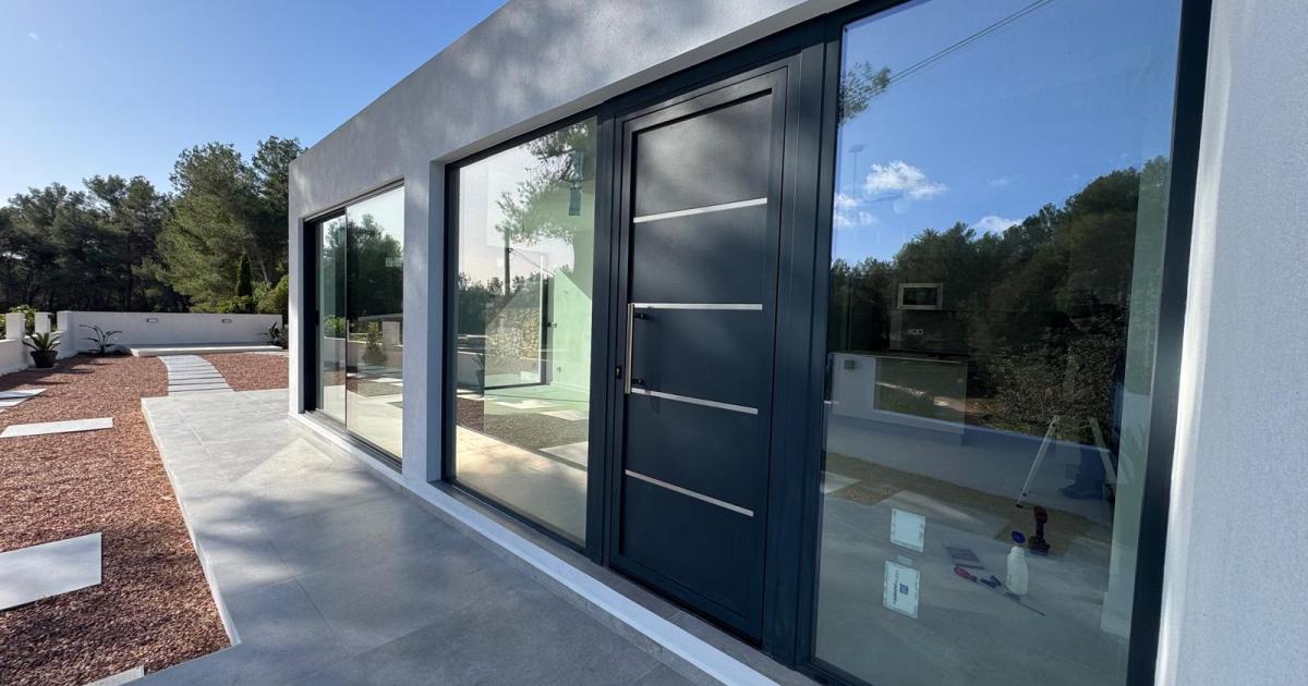 Puertas y ventanas automáticas, seguras y de calidad